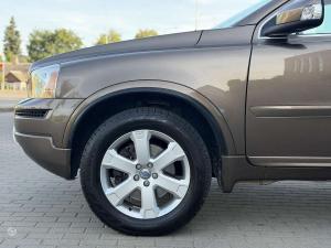 Brown Volvo XC90 2012 in Utena, with an engine capacity of 2.40 L and mileage of 238 thousand km for 12950 €, photo 11 on AUTOMOTO.COM.LV