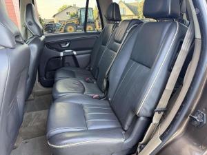 Brown Volvo XC90 2012 in Utena, with an engine capacity of 2.40 L and mileage of 238 thousand km for 12950 €, photo 26 on AUTOMOTO.COM.LV