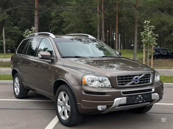 Brūns Volvo XC90 2012 Utena, ar dzinēja tilpumu 2.40 L un nobraukumu 238 tūkst. km par 12350 €, foto 1 vietnē AUTOMOTO.COM.LV