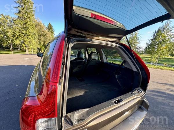 Brūns Volvo XC90 2012 Jūrmala, ar dzinēja tilpumu 2.40 L un nobraukumu 350 tūkst. km par 9250 €, foto 6 vietnē AUTOMOTO.COM.LV