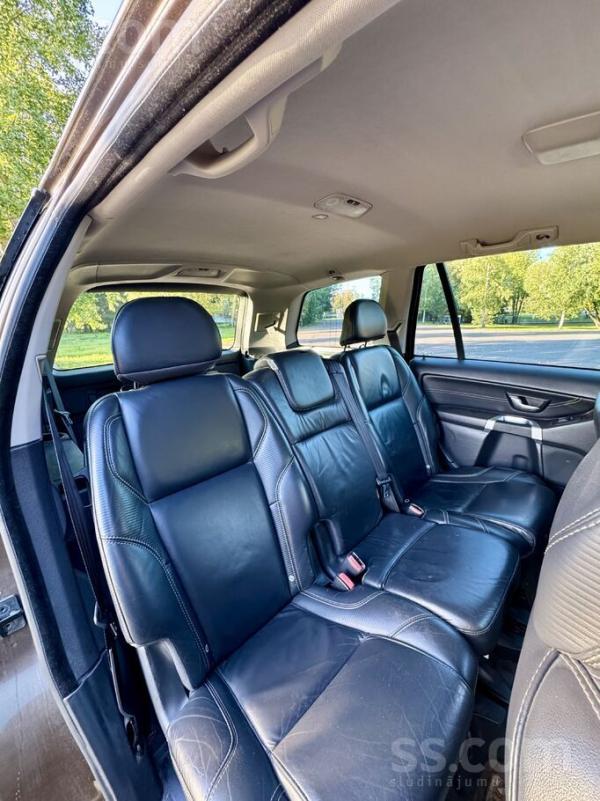 Brūns Volvo XC90 2012 Jūrmala, ar dzinēja tilpumu 2.40 L un nobraukumu 350 tūkst. km par 9250 €, foto 8 vietnē AUTOMOTO.COM.LV