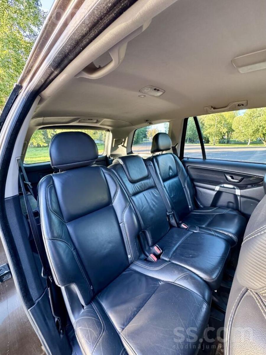 Brūns Volvo XC90 2012 Jūrmala, ar dzinēja tilpumu 2.40 L un nobraukumu 350 tūkst. km par 9250 €, foto 8 vietnē AUTOMOTO.COM.LV