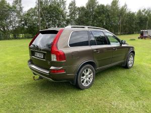 Brown Volvo XC90 2013 in Riga, with an engine capacity of 2.40 L and mileage of 373 thousand km for 9200 €, photo 3 on AUTOMOTO.COM.LV