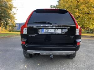 Brūns Volvo XC90 2013 Ogre, ar dzinēja tilpumu 2.40 L un nobraukumu 265 tūkst. km par 12000 €, foto 4 vietnē AUTOMOTO.COM.LV