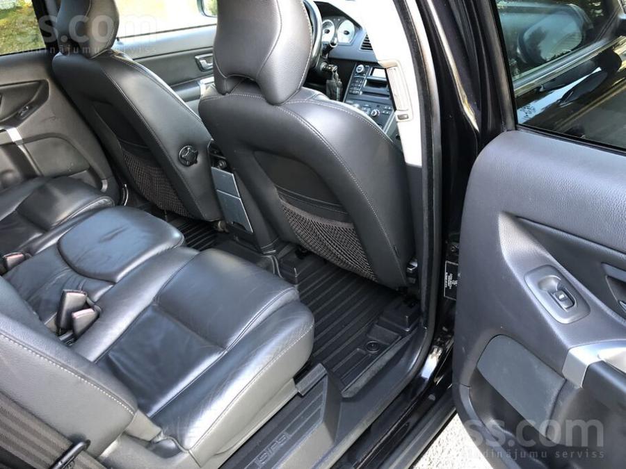 Brūns Volvo XC90 2013 Ogre, ar dzinēja tilpumu 2.40 L un nobraukumu 265 tūkst. km par 12000 €, foto 20 vietnē AUTOMOTO.COM.LV