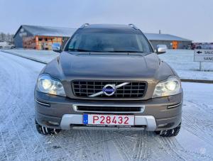 Brūns Volvo XC90 2013 Viļņa, ar dzinēja tilpumu 2.40 L un nobraukumu 298 tūkst. km par 11150 €, foto 2 vietnē AUTOMOTO.COM.LV
