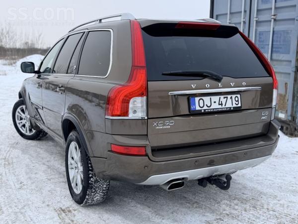 Brūns Volvo XC90 2013 Rīga, ar dzinēja tilpumu 2.40 L un nobraukumu 233 tūkst. km par 13500 €, foto 2 vietnē AUTOMOTO.COM.LV