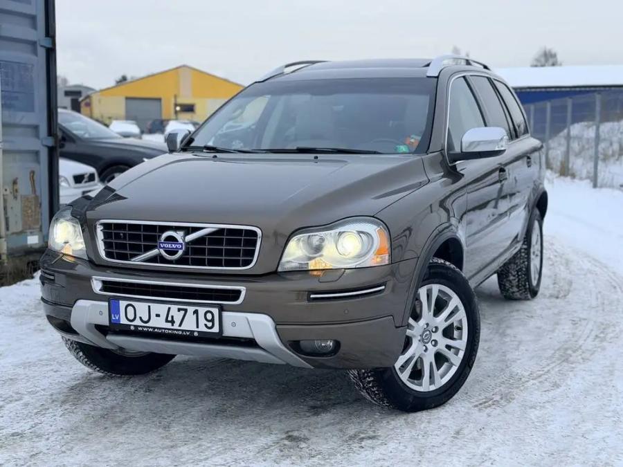 Brūns Volvo XC90 2013 Rīga, ar dzinēja tilpumu 2.40 L un nobraukumu 233 tūkst. km par 13500 €, foto 4 vietnē AUTOMOTO.COM.LV