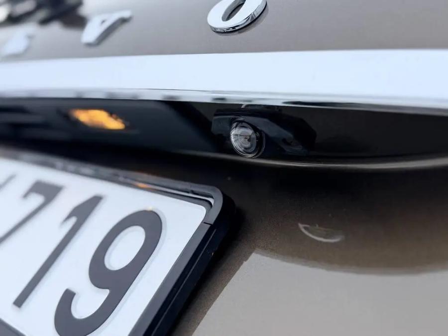 Brūns Volvo XC90 2013 Rīga, ar dzinēja tilpumu 2.40 L un nobraukumu 233 tūkst. km par 13500 €, foto 9 vietnē AUTOMOTO.COM.LV