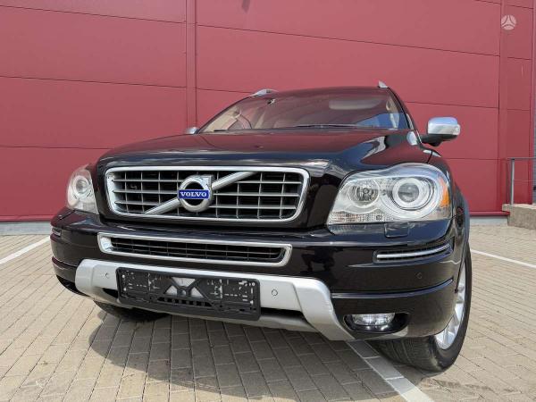 Brown Volvo XC90 2013 in Kaunas, with an engine capacity of 2.40 L and mileage of 245 thousand km for 11900 €, photo 1 on AUTOMOTO.COM.LV