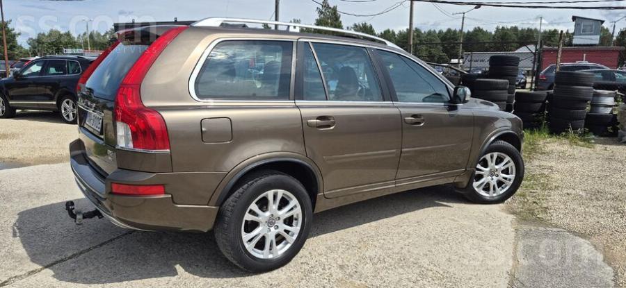 Brūns Volvo XC90 2013 Rīga, ar dzinēja tilpumu 2.40 L un nobraukumu 0 tūkst. km par 12900 €, foto 5 vietnē AUTOMOTO.COM.LV