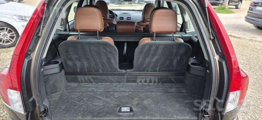 Brūns Volvo XC90 2013 Rīga, ar dzinēja tilpumu 2.40 L un nobraukumu 0 tūkst. km par 12900 €, foto 25 vietnē AUTOMOTO.COM.LV