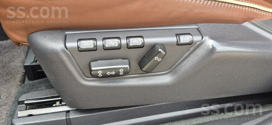 Brūns Volvo XC90 2013 Rīga, ar dzinēja tilpumu 2.40 L un nobraukumu 0 tūkst. km par 12900 €, foto 32 vietnē AUTOMOTO.COM.LV