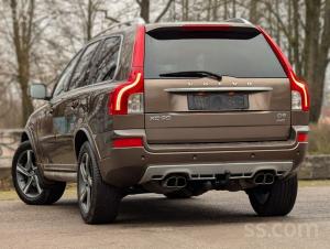 Brown Volvo XC90 2014 in Jurmala, with an engine capacity of 2.40 L and mileage of 0 thousand km for 11750 €, photo 10 on AUTOMOTO.COM.LV