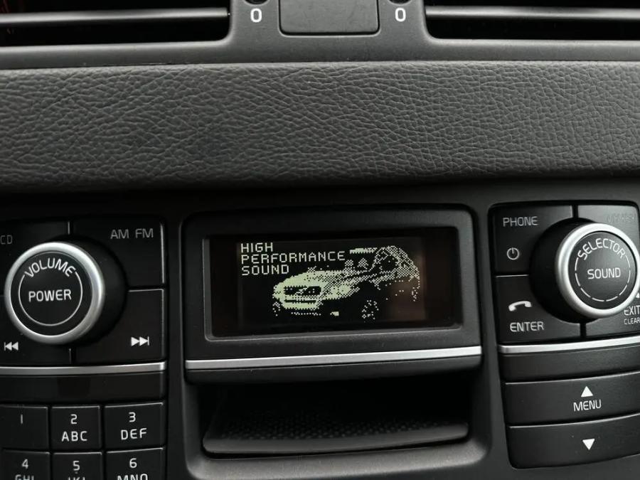 Brūns Volvo XC90 2014 Rīga, ar dzinēja tilpumu 2.40 L un nobraukumu 274 tūkst. km par 11700 €, foto 17 vietnē AUTOMOTO.COM.LV