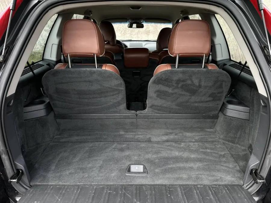 Brūns Volvo XC90 2014 Rīga, ar dzinēja tilpumu 2.40 L un nobraukumu 274 tūkst. km par 11700 €, foto 25 vietnē AUTOMOTO.COM.LV