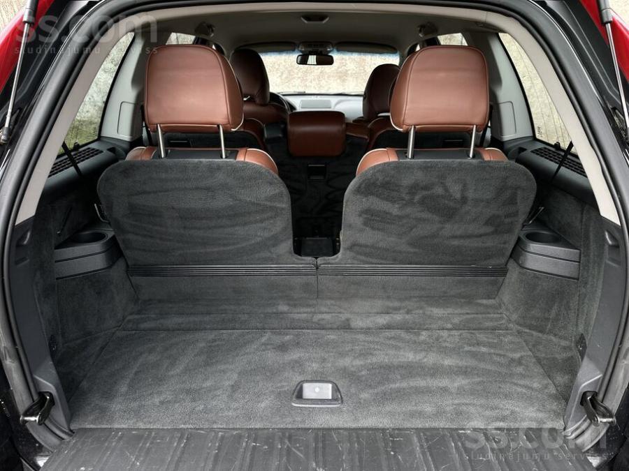 Brūns Volvo XC90 2014 Rīga, ar dzinēja tilpumu 2.40 L un nobraukumu 274 tūkst. km par 11700 €, foto 25 vietnē AUTOMOTO.COM.LV