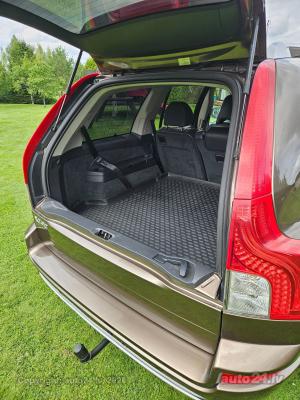 Brūns Volvo XC90 2014 Tartu, ar dzinēja tilpumu 2.40 L un nobraukumu 205 tūkst. km par 13900 €, foto 13 vietnē AUTOMOTO.COM.LV