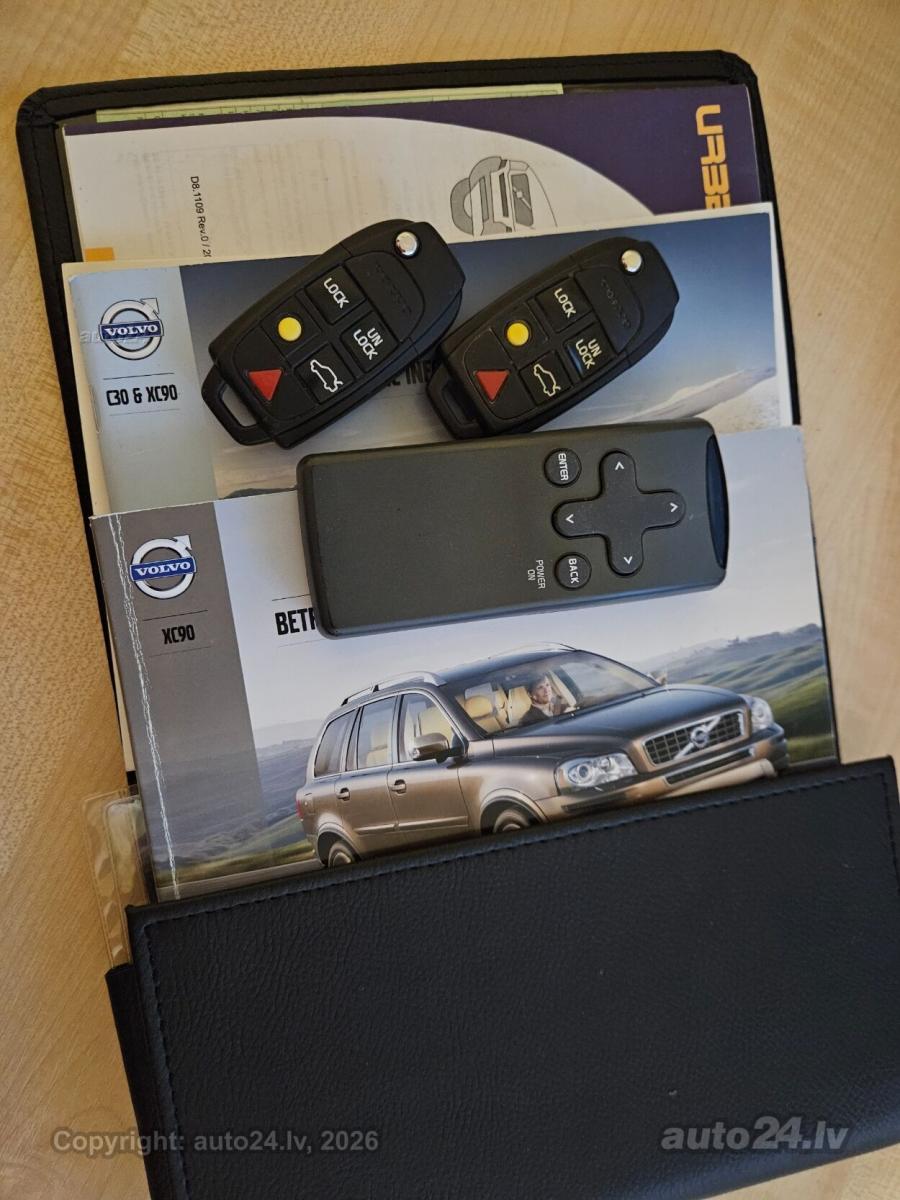 Brūns Volvo XC90 2014 Tartu, ar dzinēja tilpumu 2.40 L un nobraukumu 205 tūkst. km par 13900 €, foto 15 vietnē AUTOMOTO.COM.LV