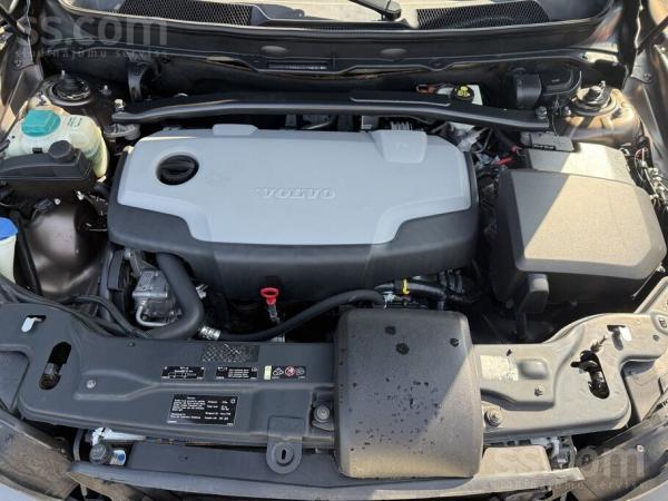 Brown Volvo XC90 2014 in Riga, with an engine capacity of 2.40 L and mileage of 0 thousand km for 15500 €, photo 11 on AUTOMOTO.COM.LV