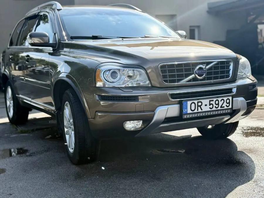Коричневый Вольво ХС90 2014 в Рига, объемом двигателя 2.40 л и пробегом 147 тыс. км за 15500 €, фото 3 на AUTOMOTO.COM.LV