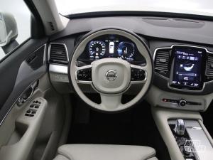 Brown Volvo XC90 2015 in Vilnius, with an engine capacity of 2.00 L and mileage of 268 thousand km for 20999 €, photo 19 on AUTOMOTO.COM.LV