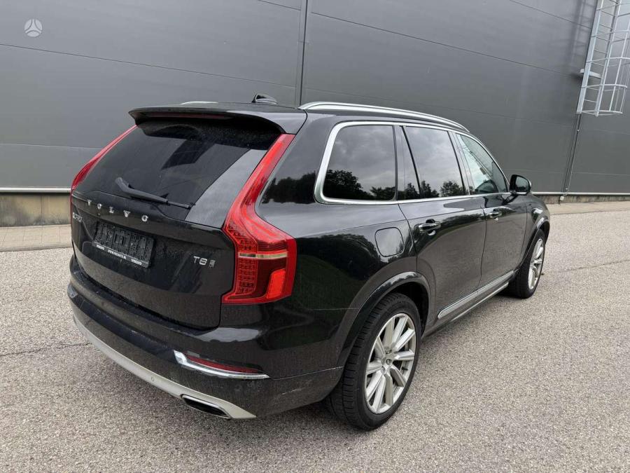 Brown Volvo XC90 2015 in Alytus, with an engine capacity of 2.00 L and mileage of 284 thousand km for 16950 €, photo 5 on AUTOMOTO.COM.LV