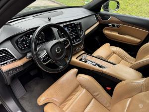 Brown Volvo XC90 2015 in Alytus, with an engine capacity of 2.00 L and mileage of 284 thousand km for 16950 €, photo 8 on AUTOMOTO.COM.LV