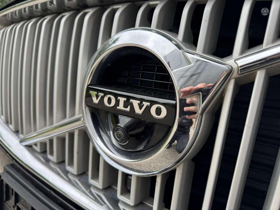 Brown Volvo XC90 2015 in Alytus, with an engine capacity of 2.00 L and mileage of 284 thousand km for 16950 €, photo 37 on AUTOMOTO.COM.LV