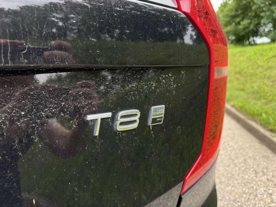 Brown Volvo XC90 2015 in Alytus, with an engine capacity of 2.00 L and mileage of 284 thousand km for 16950 €, photo 43 on AUTOMOTO.COM.LV
