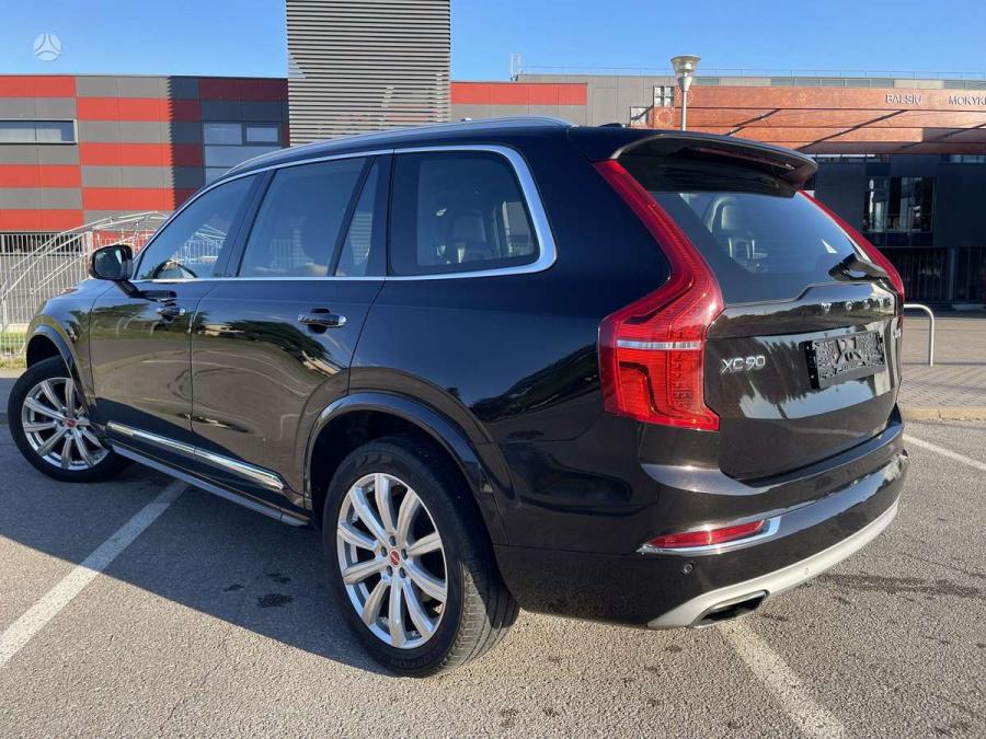 Brūns Volvo XC90 2015 Viļņa, ar dzinēja tilpumu 2.00 L un nobraukumu 300 tūkst. km par 16990 €, foto 8 vietnē AUTOMOTO.COM.LV