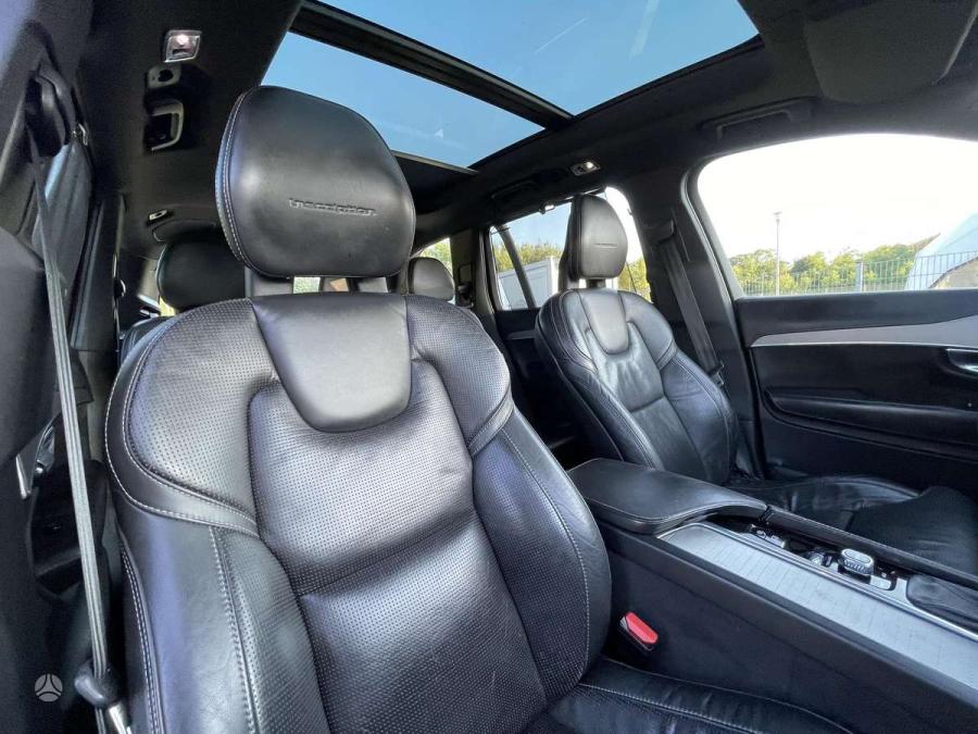 Brūns Volvo XC90 2015 Viļņa, ar dzinēja tilpumu 2.00 L un nobraukumu 300 tūkst. km par 16990 €, foto 29 vietnē AUTOMOTO.COM.LV