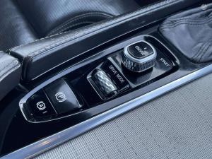 Brūns Volvo XC90 2015 Viļņa, ar dzinēja tilpumu 2.00 L un nobraukumu 300 tūkst. km par 16990 €, foto 31 vietnē AUTOMOTO.COM.LV