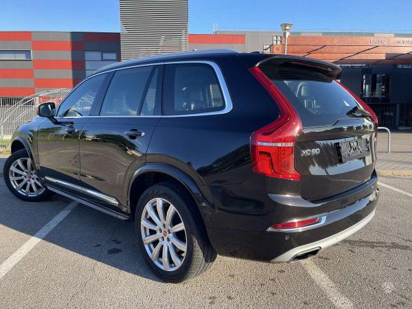 Brown Volvo XC90 2015 in Vilnius, with an engine capacity of 2.00 L and mileage of 278 thousand km for 16000 €, photo 6 on AUTOMOTO.COM.LV