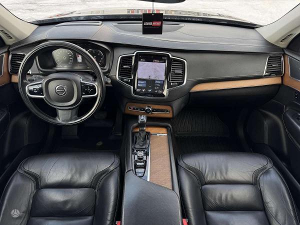Brown Volvo XC90 2016 in Vilnius, with an engine capacity of 1.97 L and mileage of 311 thousand km for 18490 €, photo 2 on AUTOMOTO.COM.LV