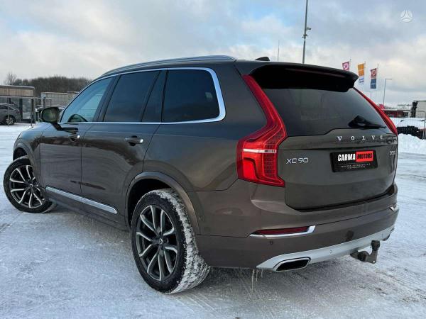 Brown Volvo XC90 2016 in Vilnius, with an engine capacity of 1.97 L and mileage of 311 thousand km for 18490 €, photo 10 on AUTOMOTO.COM.LV