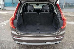 Brown Volvo XC90 2016 in Vilnius, with an engine capacity of 1.97 L and mileage of 191 thousand km for 22750 €, photo 13 on AUTOMOTO.COM.LV