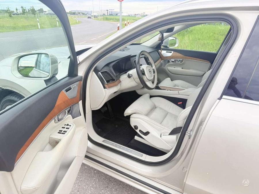 Brūns Volvo XC90 2016 Kauņa, ar dzinēja tilpumu 1.97 L un nobraukumu 327 tūkst. km par 16600 €, foto 6 vietnē AUTOMOTO.COM.LV