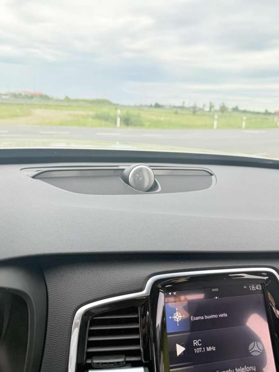 Brūns Volvo XC90 2016 Kauņa, ar dzinēja tilpumu 1.97 L un nobraukumu 327 tūkst. km par 16600 €, foto 25 vietnē AUTOMOTO.COM.LV