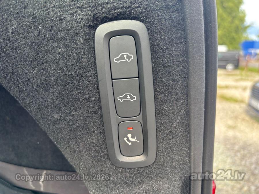 Brūns Volvo XC90 2016 Paide, ar dzinēja tilpumu 2.00 L un nobraukumu 163 tūkst. km par 23790 €, foto 25 vietnē AUTOMOTO.COM.LV