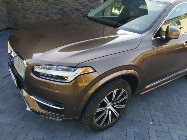 Brown Volvo XC90 2016 in Vilnius, with an engine capacity of 1.97 L and mileage of 338 thousand km for 17700 €, photo 10 on AUTOMOTO.COM.LV