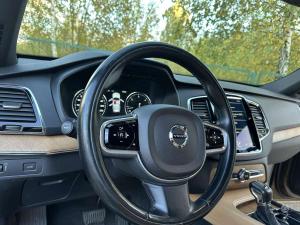 Brūns Volvo XC90 2017 Trakai, ar dzinēja tilpumu 1.97 L un nobraukumu 285 tūkst. km par 21300 €, foto 9 vietnē AUTOMOTO.COM.LV