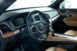 Brown Volvo XC90 2017 in Riga, with an engine capacity of 2.00 L and mileage of 294 thousand km for 20900 €, photo 6 on AUTOMOTO.COM.LV