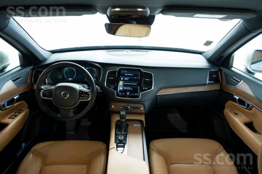 Brown Volvo XC90 2017 in Riga, with an engine capacity of 2.00 L and mileage of 294 thousand km for 20900 €, photo 7 on AUTOMOTO.COM.LV