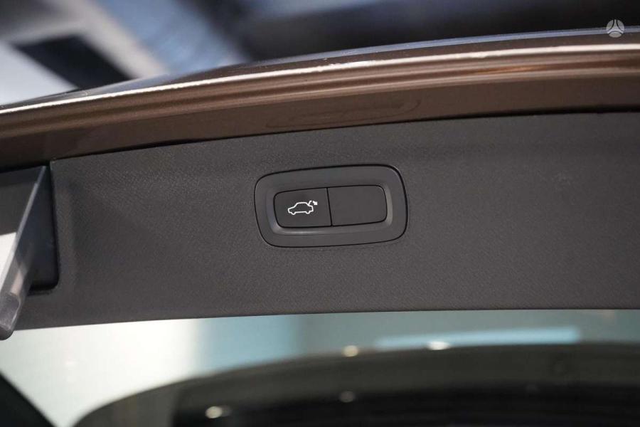 Brūns Volvo XC90 2017 Viļņa, ar dzinēja tilpumu 1.97 L un nobraukumu 201 tūkst. km par 24900 €, foto 14 vietnē AUTOMOTO.COM.LV