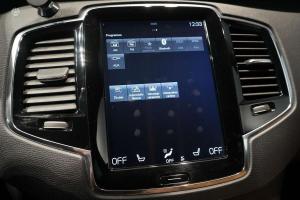 Brūns Volvo XC90 2017 Viļņa, ar dzinēja tilpumu 1.97 L un nobraukumu 201 tūkst. km par 24900 €, foto 19 vietnē AUTOMOTO.COM.LV