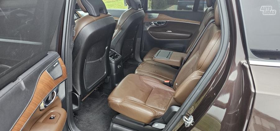 Brown Volvo XC90 2018 in Kaunas, with an engine capacity of 2.00 L and mileage of 196 thousand km for 16950 €, photo 8 on AUTOMOTO.COM.LV