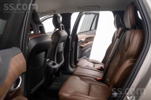 Brown Volvo XC90 2019 in Riga, with an engine capacity of 2.00 L and mileage of 86 thousand km for 37900 €, photo 9 on AUTOMOTO.COM.LV