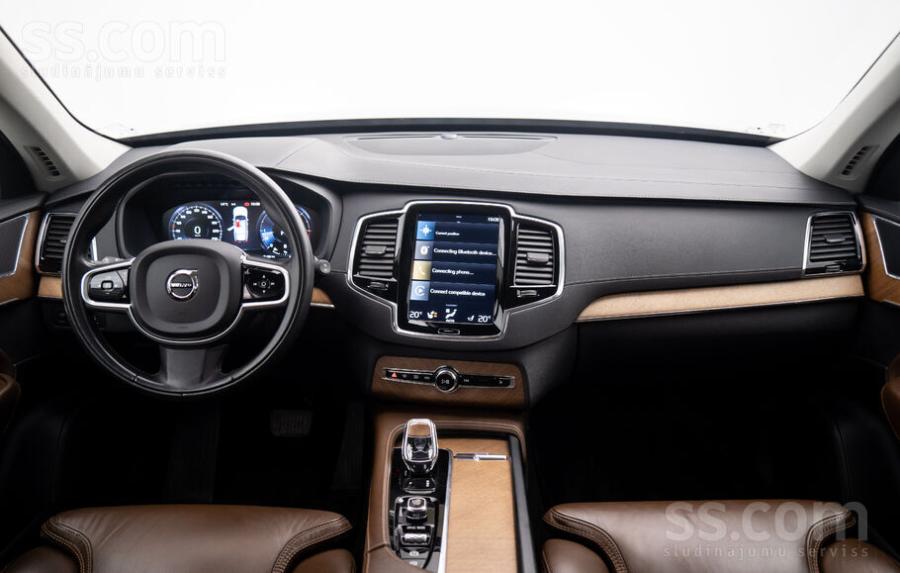 Brown Volvo XC90 2019 in Riga, with an engine capacity of 2.00 L and mileage of 86 thousand km for 37900 €, photo 13 on AUTOMOTO.COM.LV