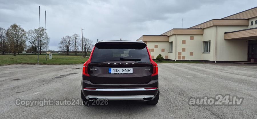 Brown Volvo XC90 2020 in Tallinn, with an engine capacity of 2.00 L and mileage of 200 thousand km for 36900 €, photo 7 on AUTOMOTO.COM.LV